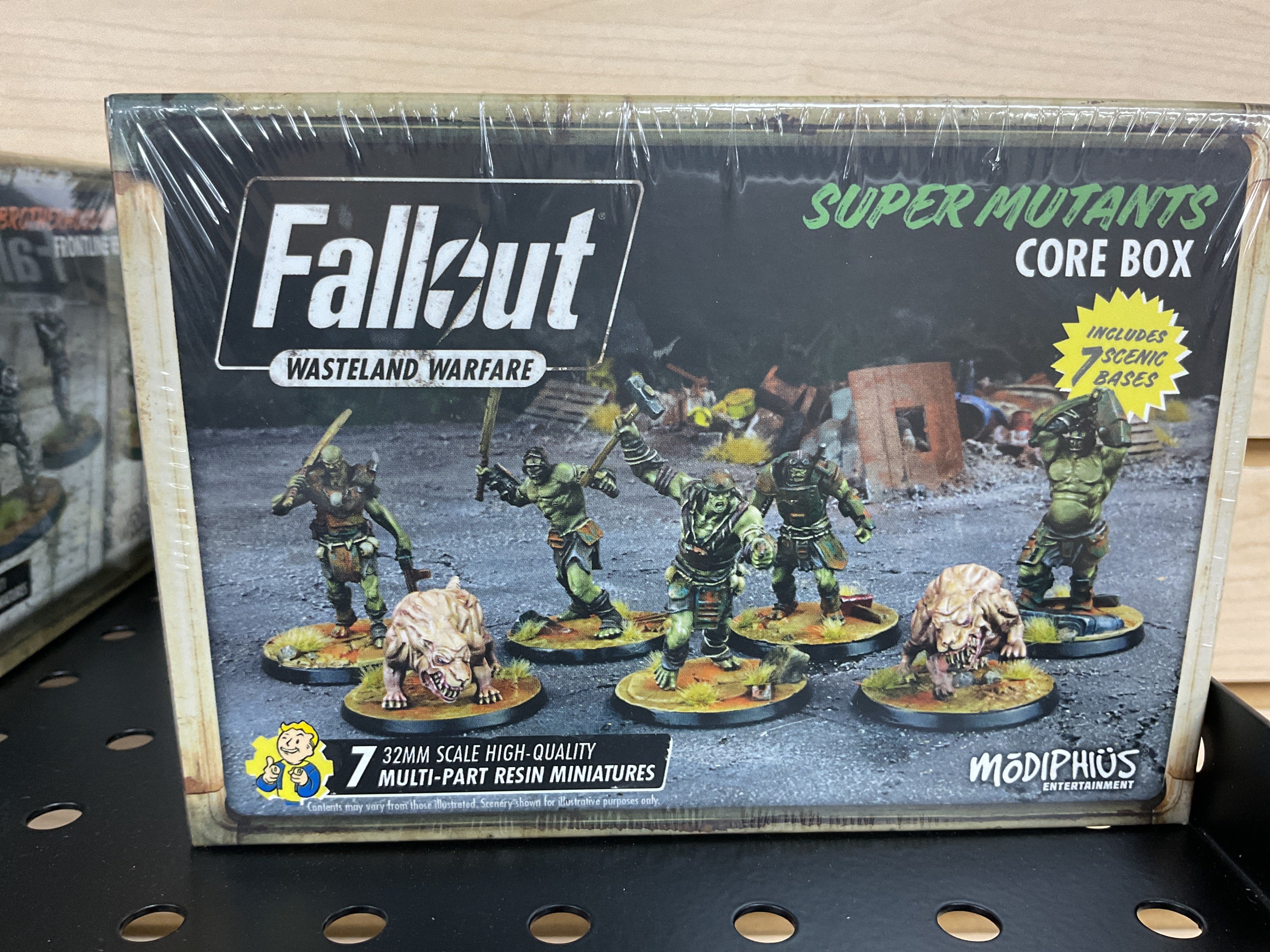 Miniatures - Fallout - Super Mutants Core Box – Expedition Outpost
