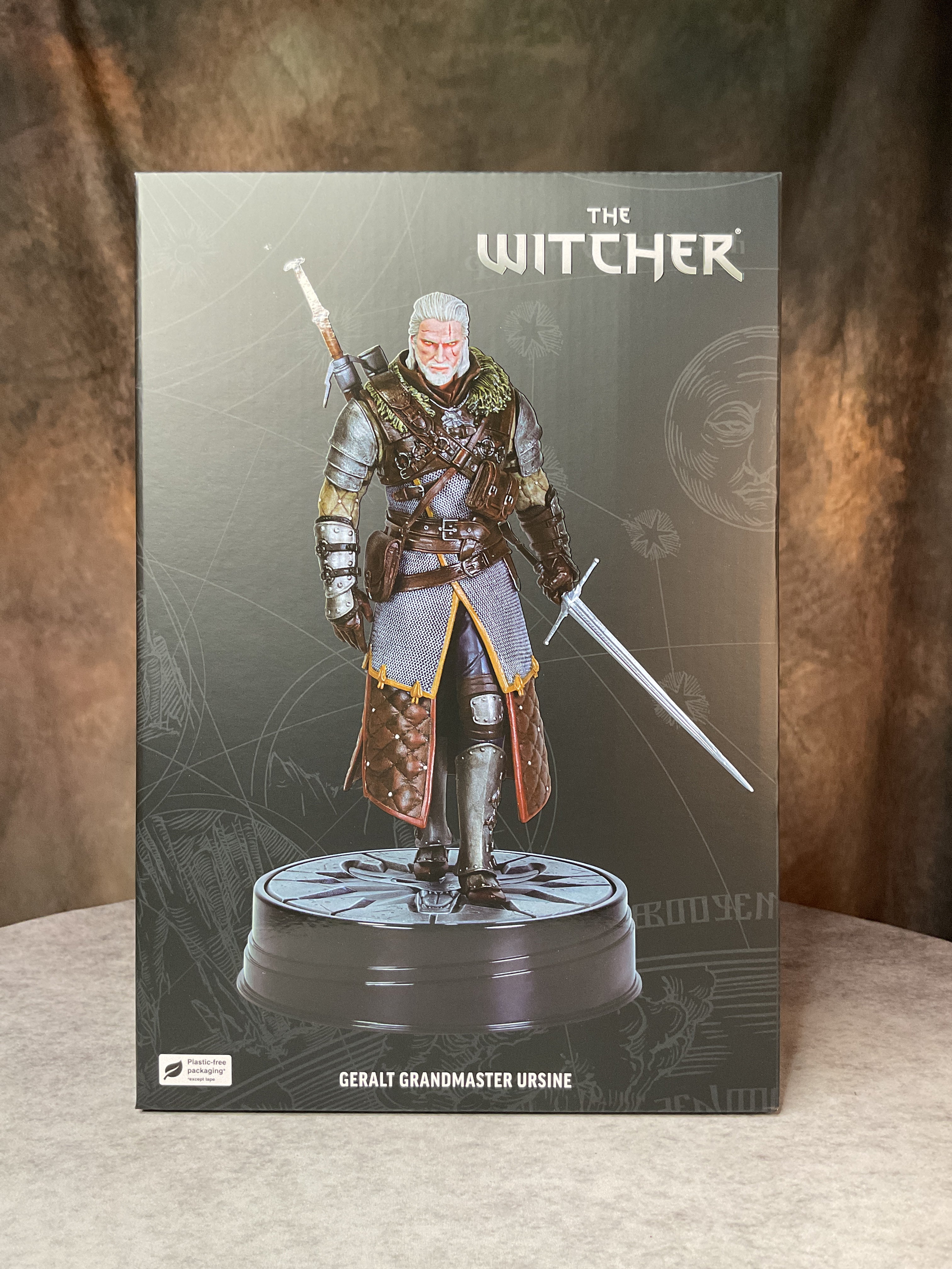 Dark Horse - Witcher III - Geralt Grandmaster Ursine – Expedition Outpost